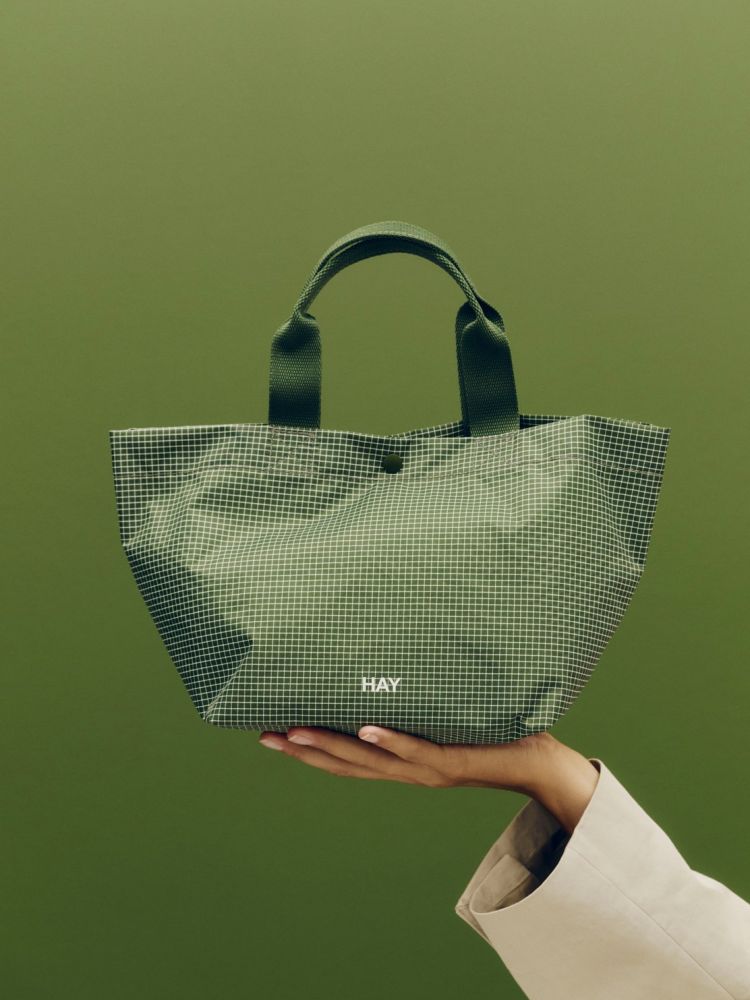 Grid Everyday Bag Mini | Bags | Shop now at HAY.nl